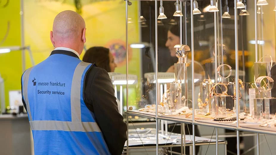Excellent stand services and friendly service personnel can help make ...